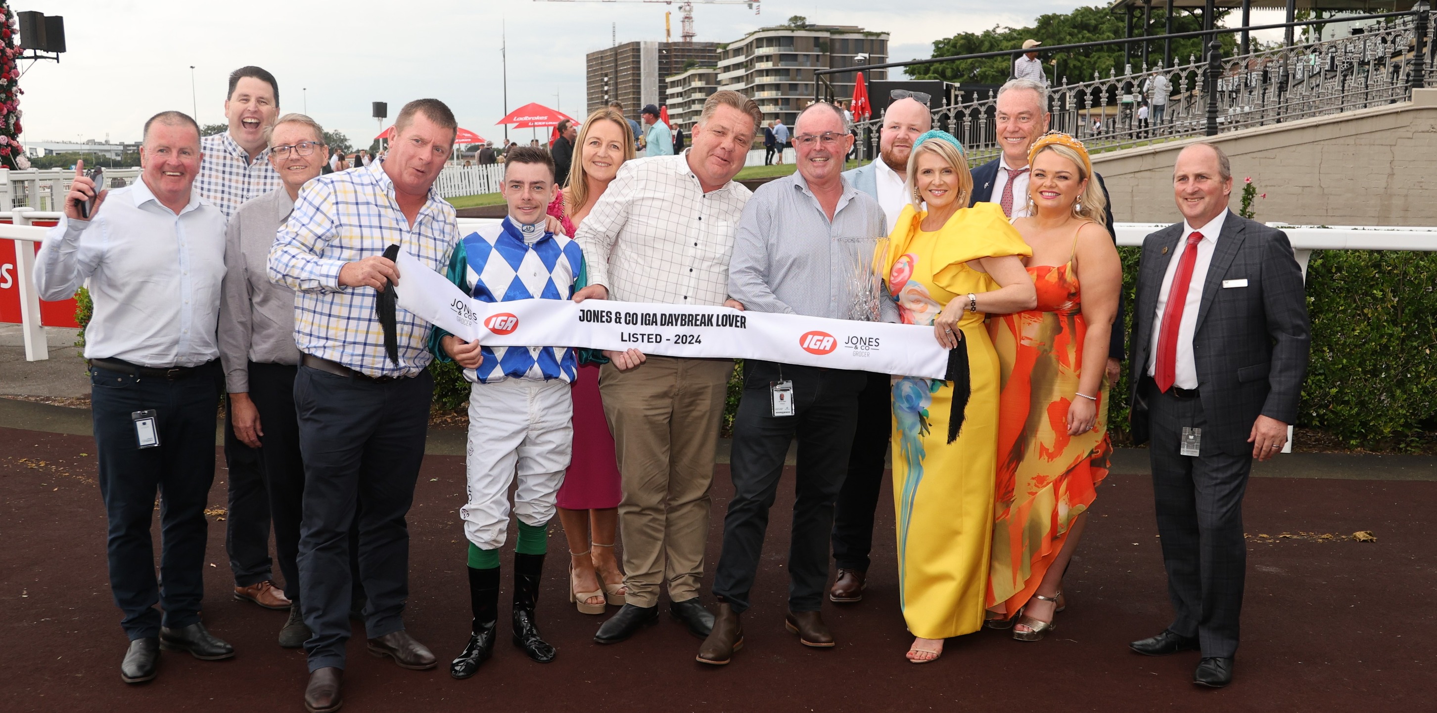Ladbrokes Cannon Park - Mon 22 Apr :: Racing Queensland